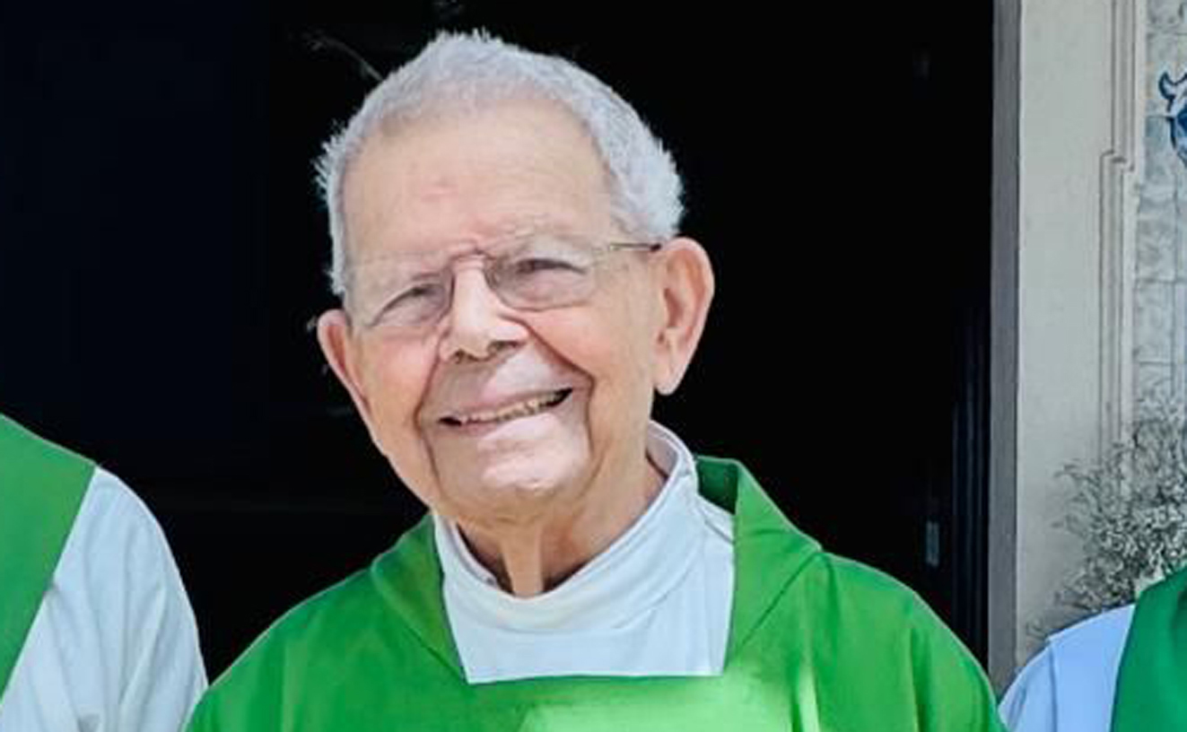 Assinalados 75 anos de sacerdócio do Cónego Adriano Santo - Jornal ...